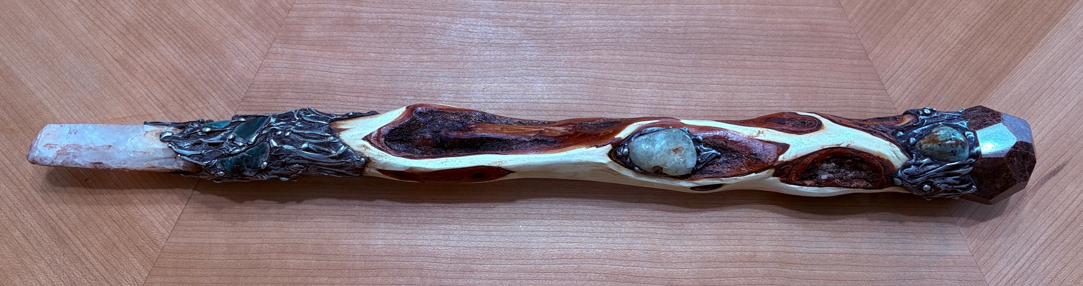 Magic Diamond Willow Wood wand with Lithium Quartz and Red Garnet (Ava ...